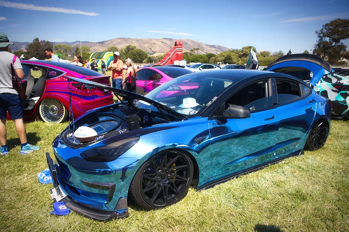 Exploring the Evolution of Tesla's Autopilot System - TESLA Trends