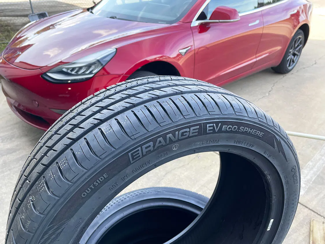 Do EV Tires Make a Difference? Our Tesla Model 3 Test with Sailun ...